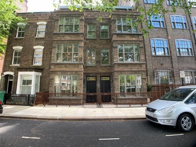4 Bedroom House Camden Greater London LS101931900
