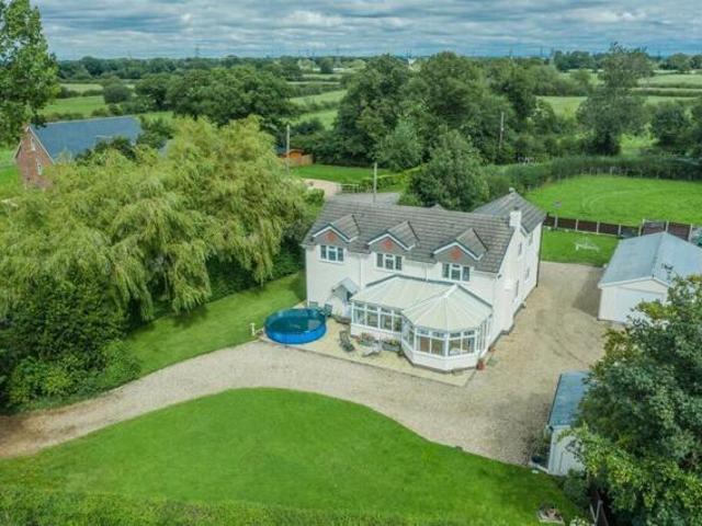 4 Bedroom House Capenhurst Cheshire LS99608265