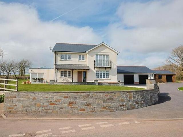 4 Bedroom House Carmarthenshire Carmarthenshire 99436845