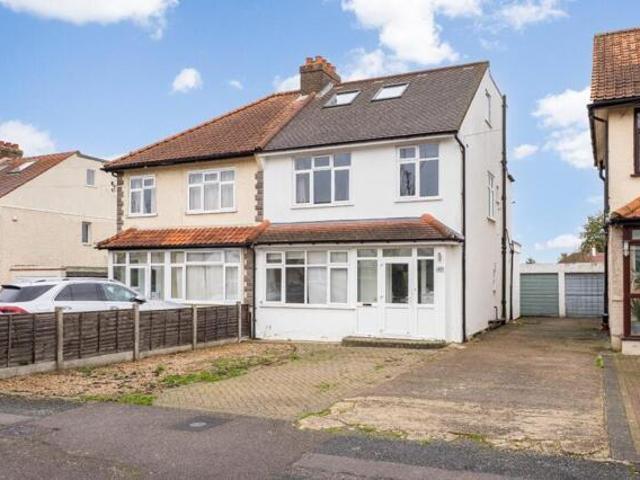 4 Bedroom House Carshalton Greater London 98233363