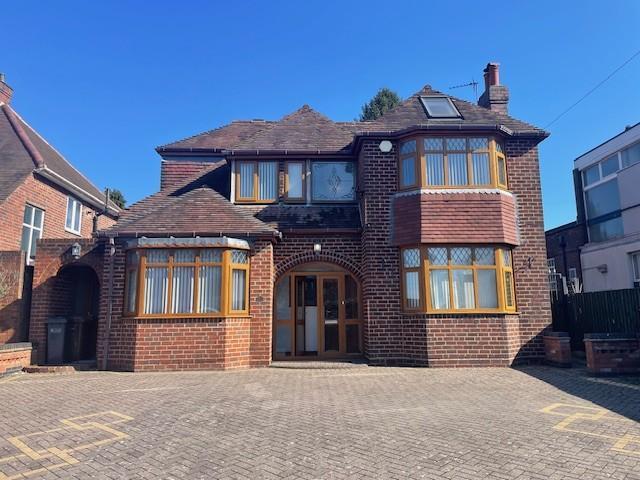 4 Bedroom House Castle Bromwich West Midlands LS100251057