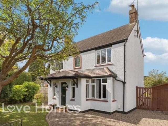 4 Bedroom House Central Bedfordshire Central Bedfordshire LS99344574
