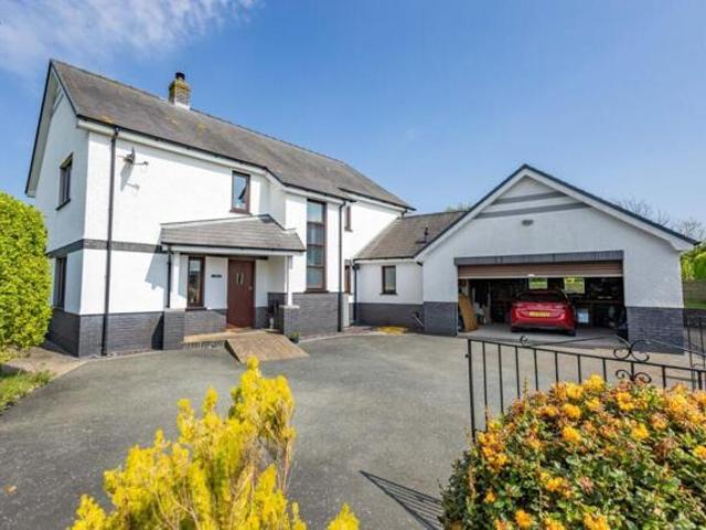 4 Bedroom House Ceredigion Ceredigion LS98718087