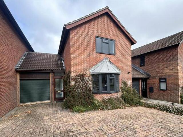 4 Bedroom House Chard Somerset 100987849