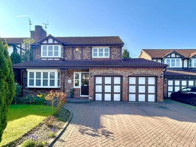 4 Bedroom House Cheadle Greater Manchester 99608185