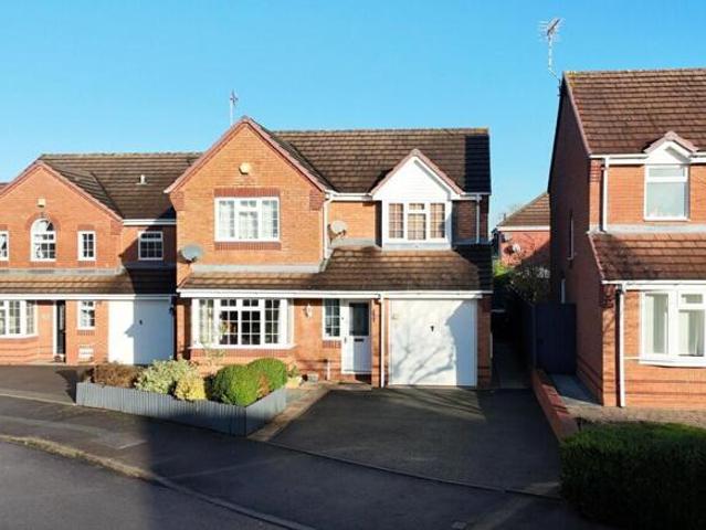 4 Bedroom House Cheadle Staffordshire LS99986373