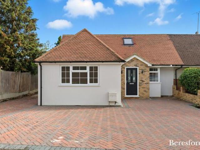 4 Bedroom House Chelmsford Essex 101059916