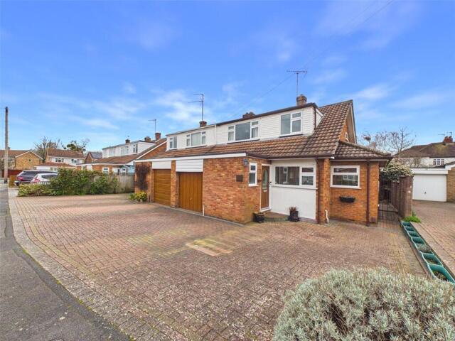 4 Bedroom House Cheltenham Gloucestershire 100132354