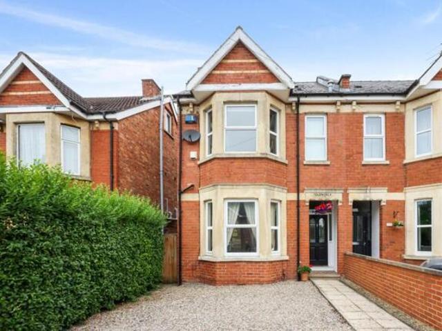 4 Bedroom House Cheltenham Gloucestershire LS100649285