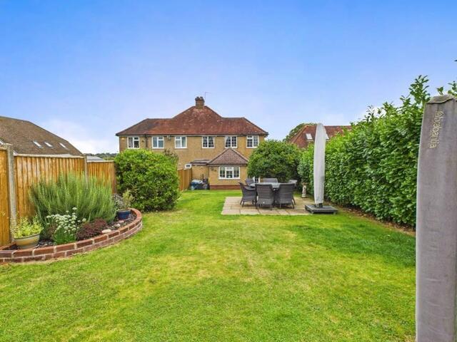 4 Bedroom House Chesham Buckinghamshire 98930040
