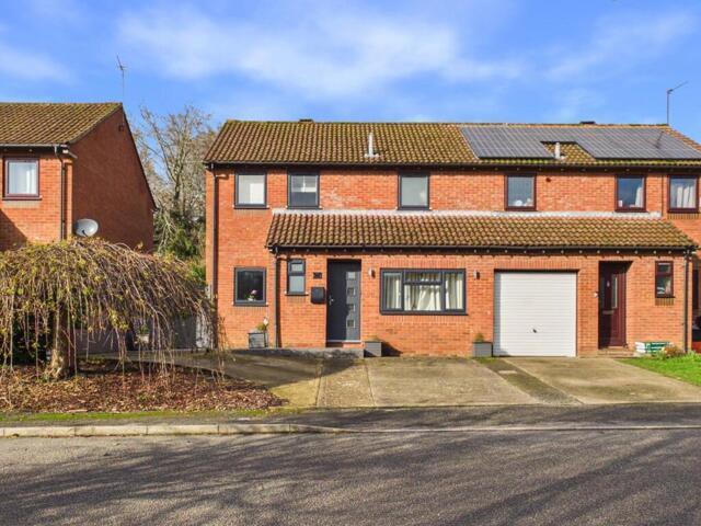 4 Bedroom House Chesham Buckinghamshire LS98864561