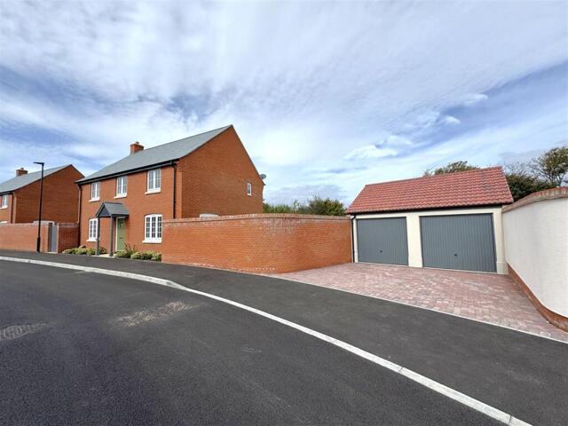 4 Bedroom House Chesil Reach Chesil Reach 101777686