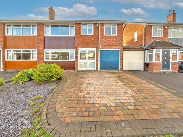 4 Bedroom House Cheslyn Hay Cheslyn Hay LS100263391