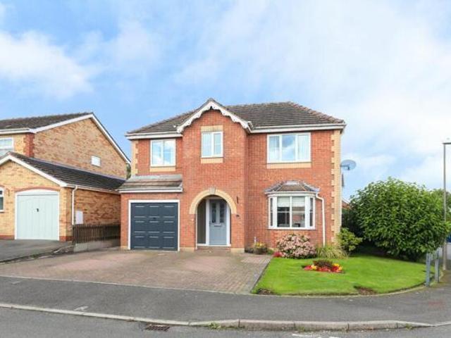 4 Bedroom House Chesterfield Derbyshire 98278043