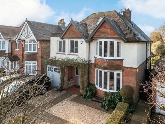 4 Bedroom House Chichester West Sussex 101677893
