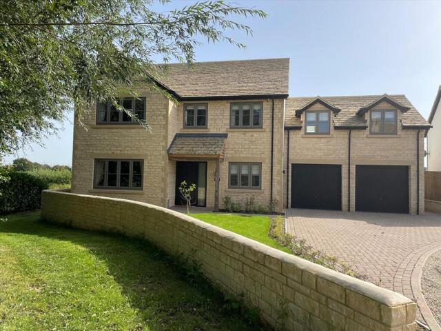 4 Bedroom House Chippenham Wiltshire 101996169