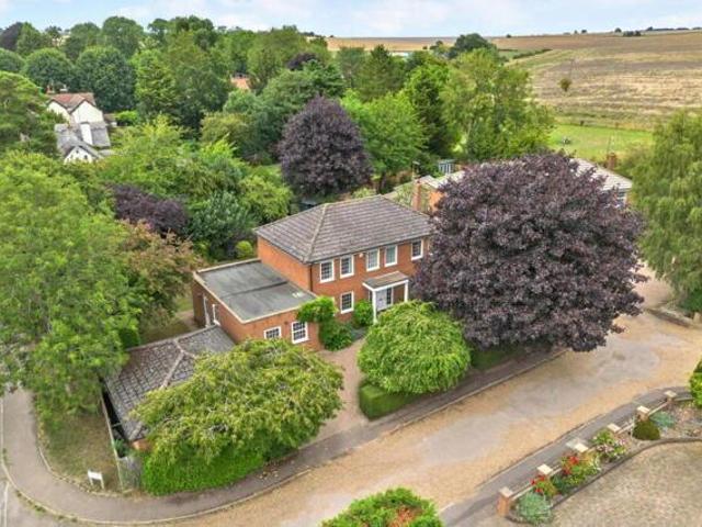 4 Bedroom House Chipping Hertfordshire 100541125