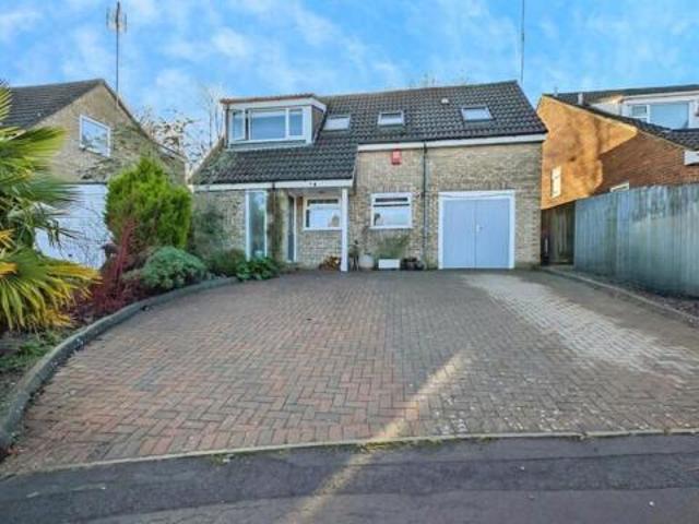 4 Bedroom House Chipping Sodbury Bristol LS100132734