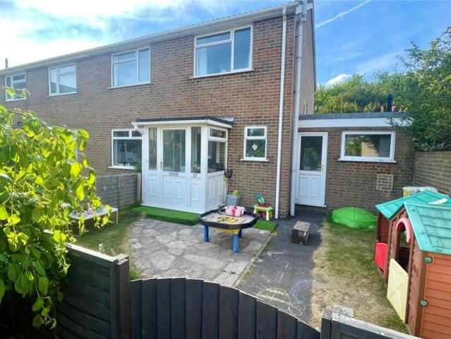 4 Bedroom House Christchurch Dorset 98204533