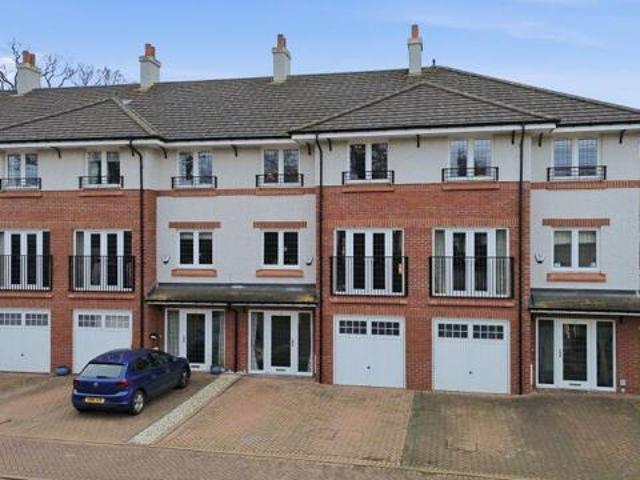 4 Bedroom House City Of Edinburgh City Of Edinburgh LS100158646