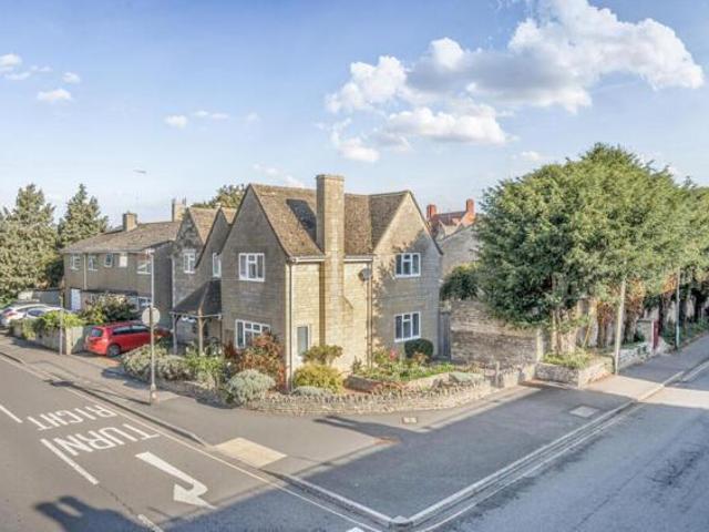 4 Bedroom House Cirencester Gloucestershire 100881748