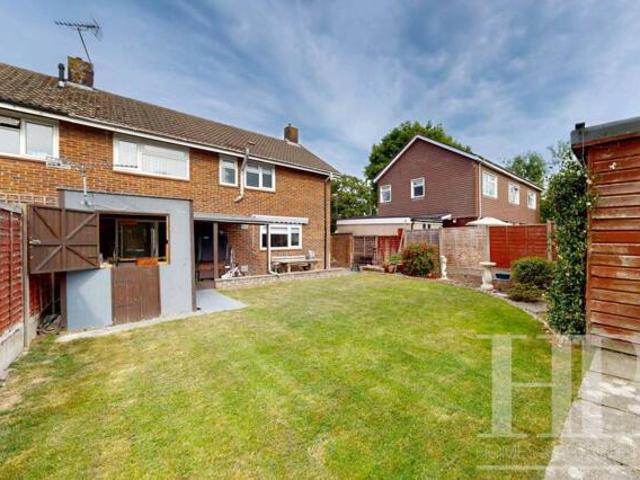 4 Bedroom House Crawley West Sussex 101678112