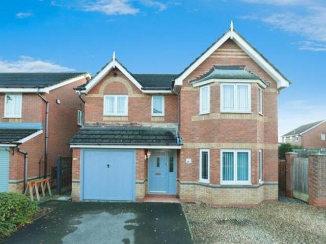 4 Bedroom House Crewe Cheshire East 101025740