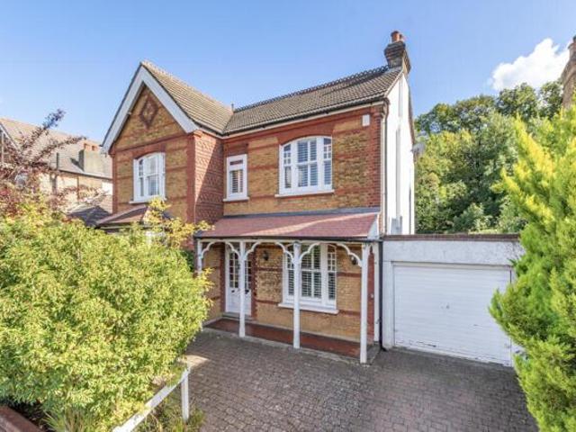 4 Bedroom House Croydon Greater London 98263019