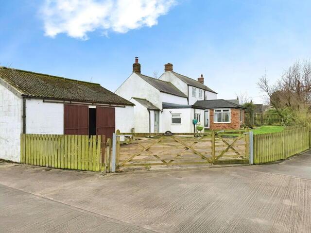 4 Bedroom House Cumbria Cumbria LS99237130