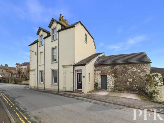 4 Bedroom House Cumbria Cumbria 98930230