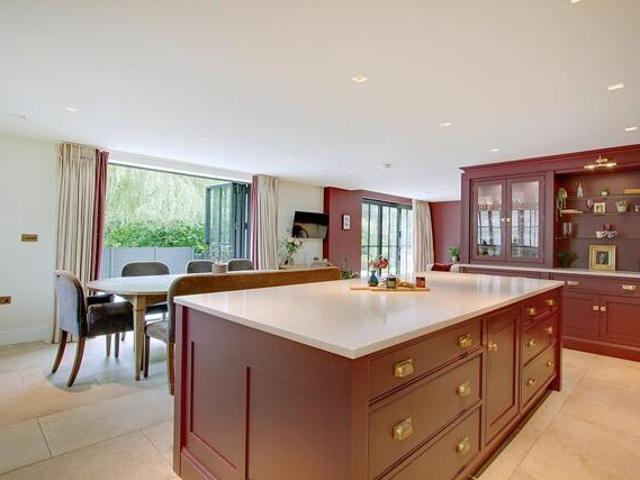 4 Bedroom House Cumbria Lancashire 100503093