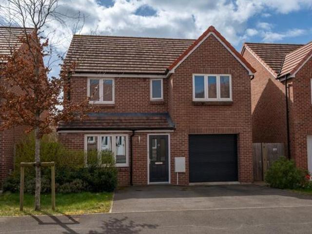 4 Bedroom House Andover Hampshire 101955333