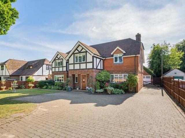 4 Bedroom House Alton Alton LS101892215