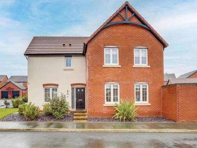 4 Bedroom House Alfreton Derbyshire 98233206