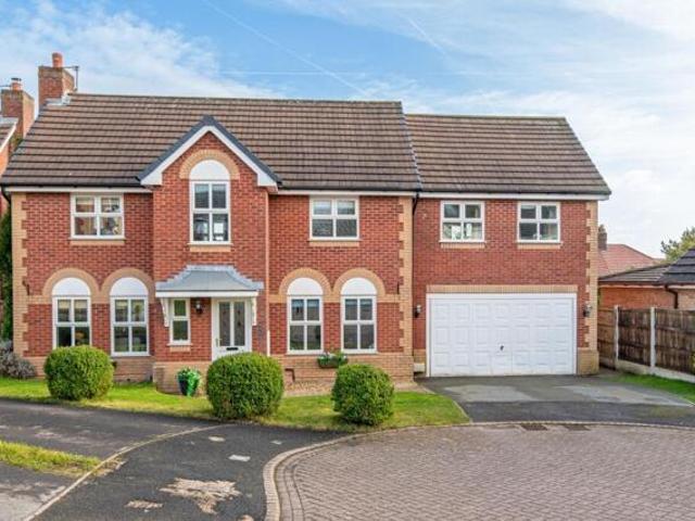 4 Bedroom House Appleton Warrington 101316321