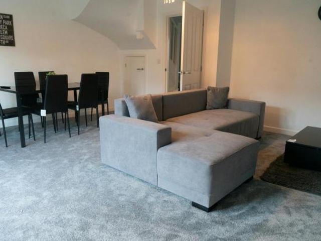 4 Bedroom House Ashford Ashford 86113510