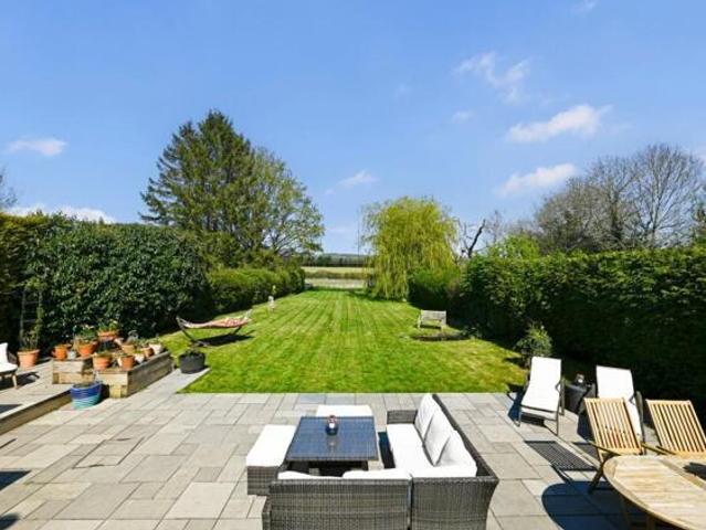 4 Bedroom House Ashford Kent 101316443