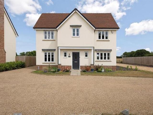 4 Bedroom House Ashfield Road Ashfield Road LS100426438