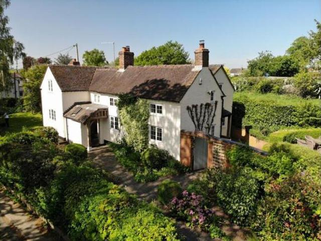 4 Bedroom House Audlem Cheshire East LS100733830