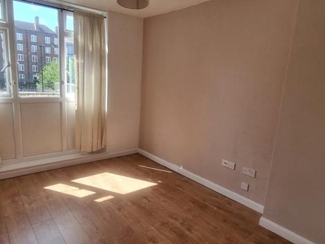 4 bedroom house available now in homerton