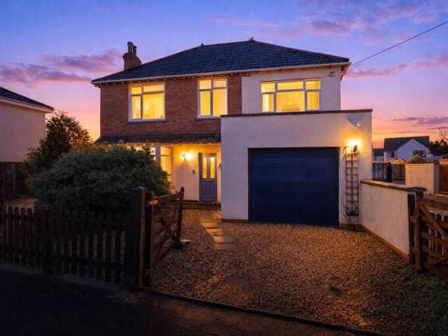 4 Bedroom House Axbridge Somerset 100953495