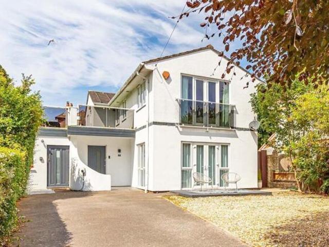 4 Bedroom House Bournemouth Dorset 99523870