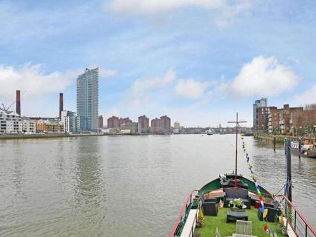 4 Bedroom House Boat For Sale In Battersea