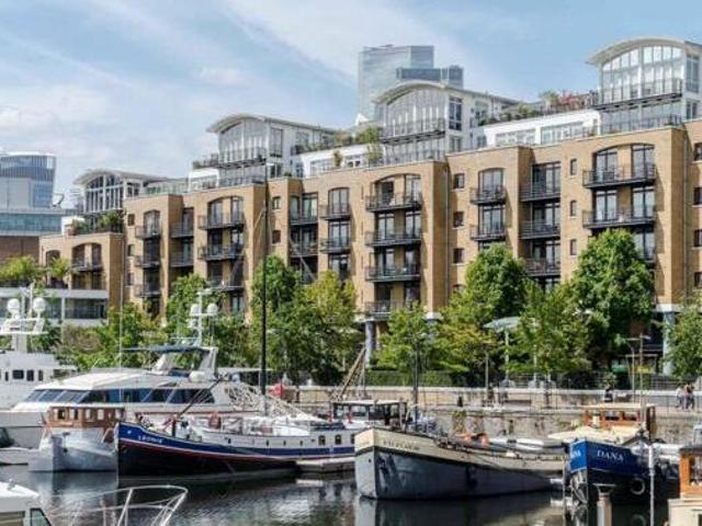 4 Bedroom House Boat For Sale In St. Katharines Way