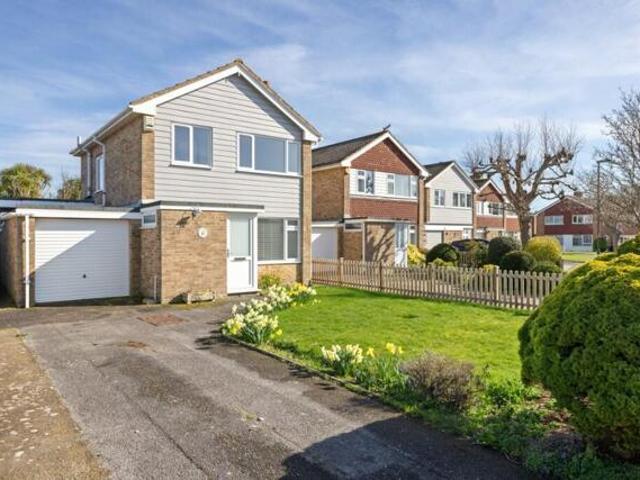 4 Bedroom House Bognor Regis West Sussex 100158545