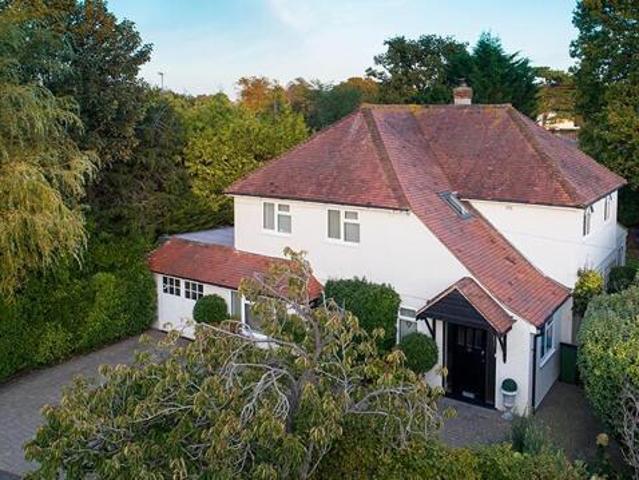 4 Bedroom House Bognor Regis West Sussex 100953546