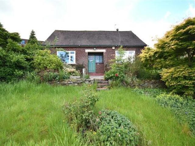 4 Bedroom House Bollington Cheshire 98800999