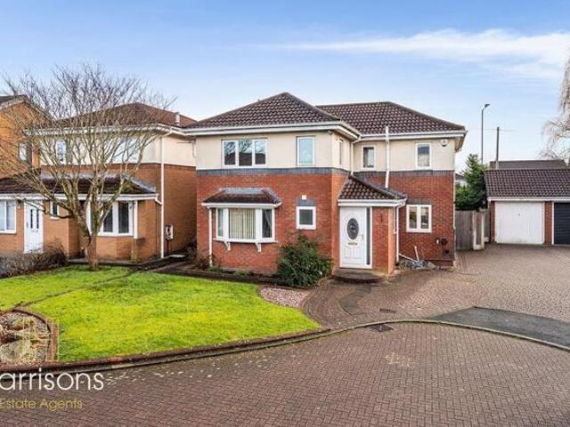 4 Bedroom House Bolton Bolton LS100917559