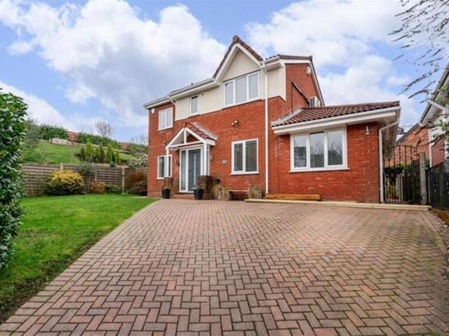4 Bedroom House Boothstown Greater Manchester 100578841