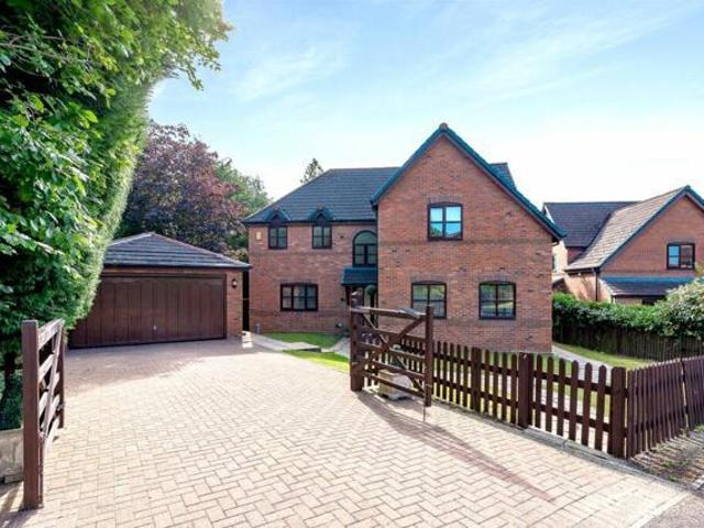 4 Bedroom House Boothstown Salford 101379292